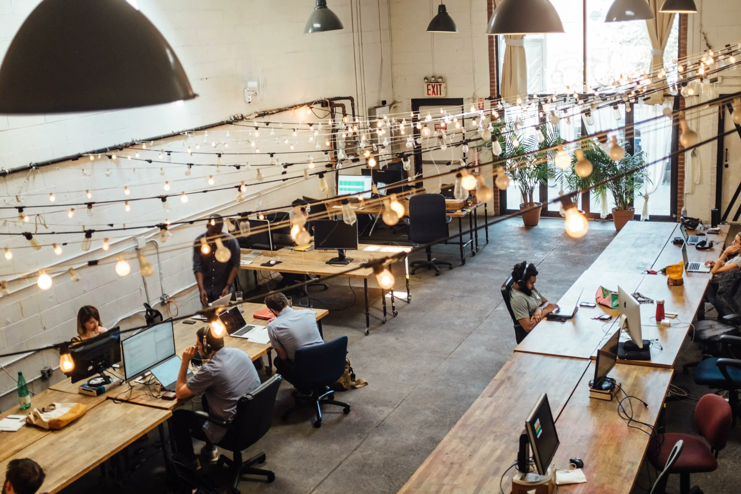 QLW : an approach that combines work performance and well-bein